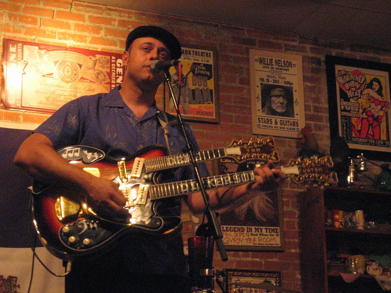 Deke Dickerson - Xperience History - Radioradiox.com