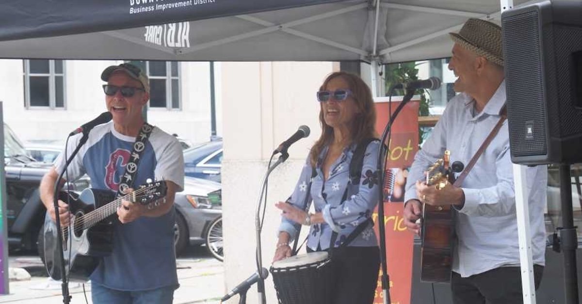 Hot Vox Trio @ Jim DiNapoli Park, 8/26/2025 - Radioradiox.com